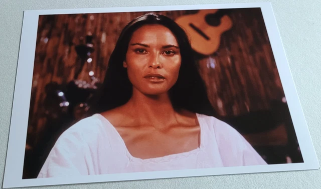 Schauspielerin Laura Gemser Erotikfilm Star Foto Im Format Ca 19 X 13 Cm 8897 Eur 490