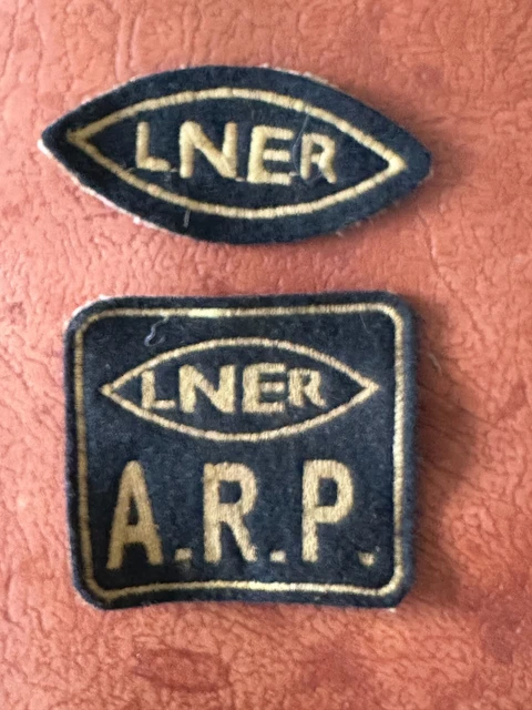 WW2 ARP & Lner Breast Badge + Shoulder Badge Pair. £34.95 - PicClick UK