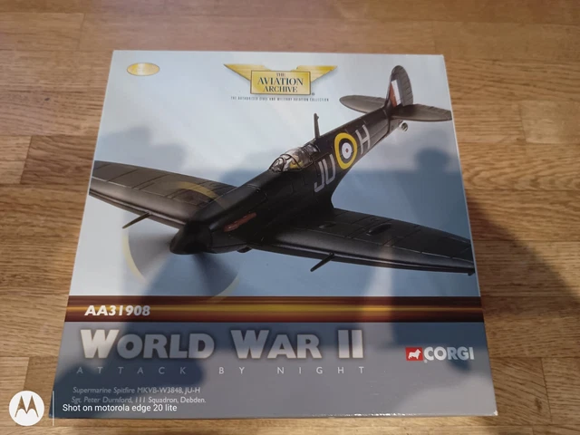 CORGI AVIATION ARCHIVE Spitfire MK VB NF W3848, JU-H Durnford, 111 Sqd ...