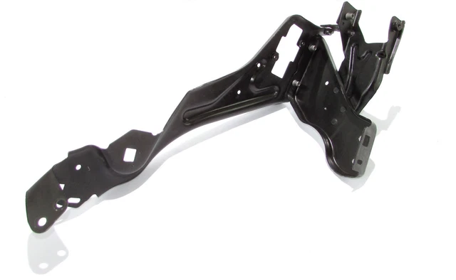 MERCEDES BENZ W204 Headlight Holder Headlight Mount Holder 2046200291 £ ...