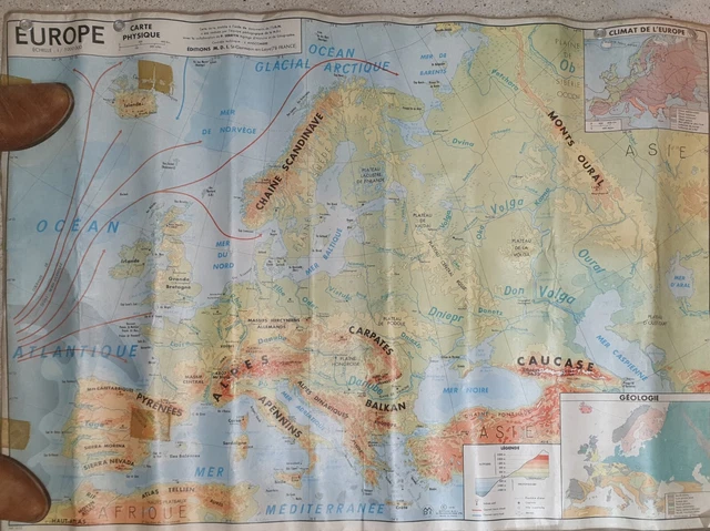 ANCIENNE CARTE DE géographie scolaire. Carte Europe. Mines et ...