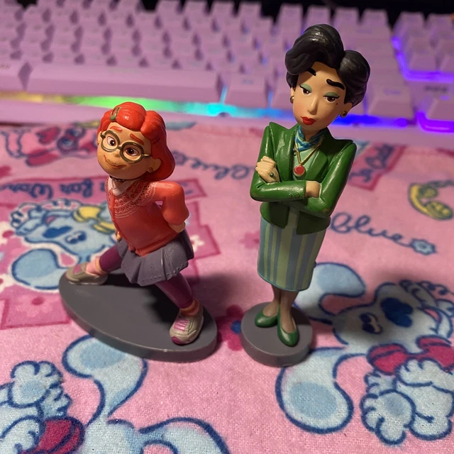 DISNEY PIXAR TURNING Red PVC Figures Mei Lee Mom Cake Toppers 3” Lot of ...