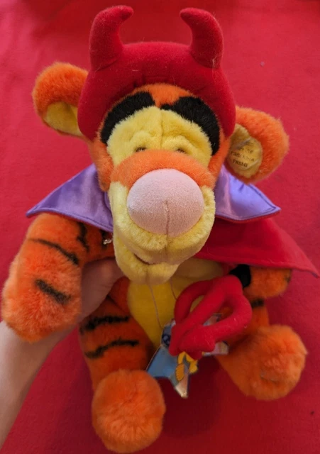 VINTAGE EXCLUSIVE WALT Disney Tigger Devil Halloween Plush Teddy Winnie ...