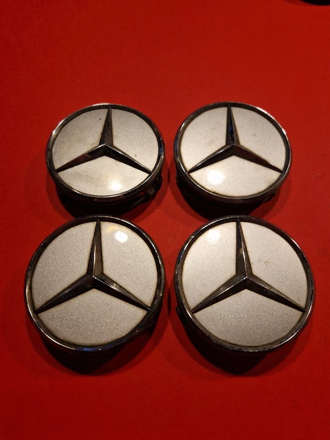 4X ORIGINAL MERCEDES Benz Felgendeckel Nabendeckel 2204000125 #7 EUR 10 ...