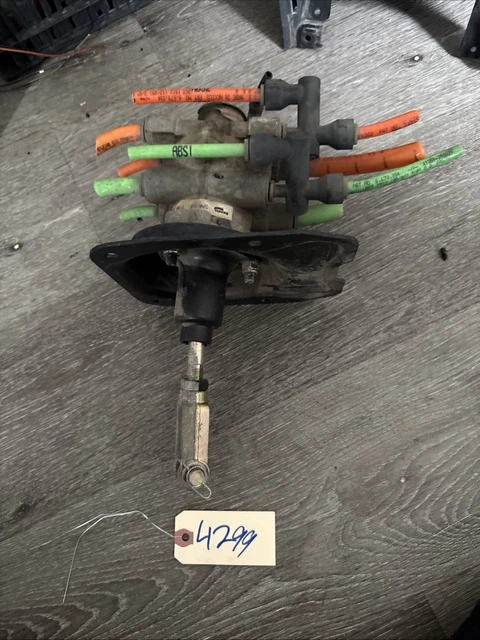 INTERNATIONAL PROSTAR FOOT Brake Valve Bendix - P/N: 5006960 $96.12 ...