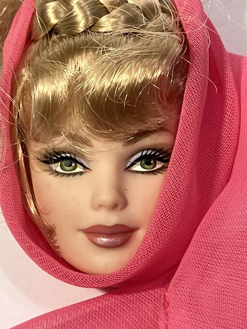 RARE PROTOTYPE MATTEL 2000 Collector Edition I Dream Of Jeannie Barbie ...