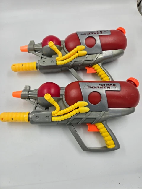 2001 HASBRO LARAMI Super Soaker Max-D 5000 Vintage Water Gun Squirt ...