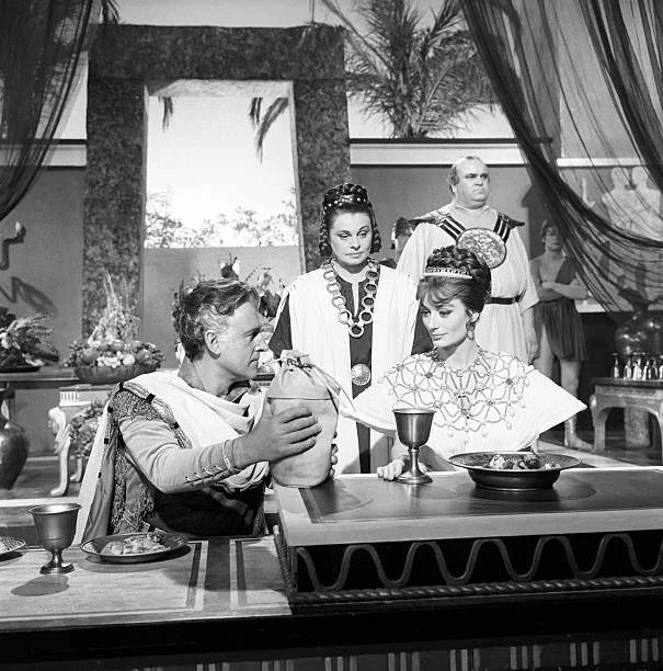 STEWART GRANGER ACTING with Anouk Aimee in Sodom and Gomorrah Ital- Old ...