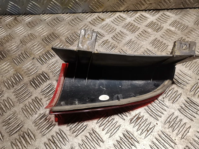 MERCEDES-BENZ VIANO W639 Arrière Gauche Feu Arrière 6398201864 EUR 16 ...