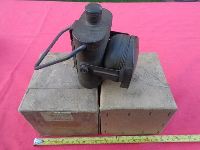 WW2 1940S LAMPS ELECTRIC E.R. Co Ltd Infantry Lantern Bike Light In Box ...