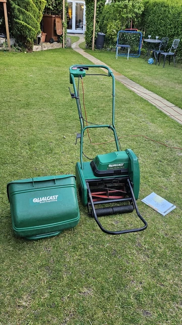 QUALCAST CLASSIC ELECTRIC 30s Lawnmower Self-Propelled Very Good £73.52 ...