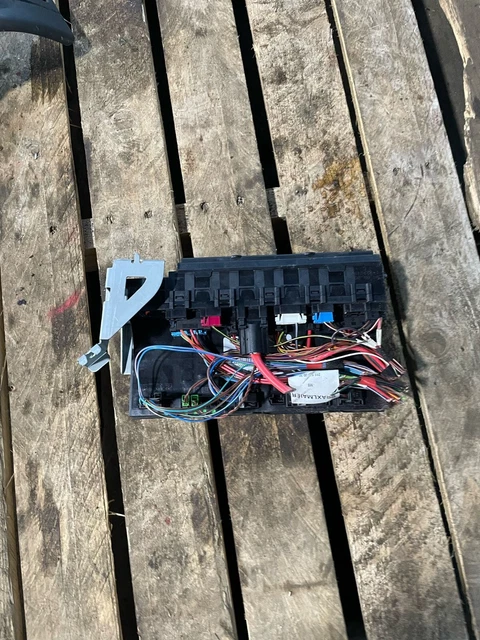 MERCEDES-BENZ E CLASS W211 Rear Sam Control Module Fuse Box Unit ...