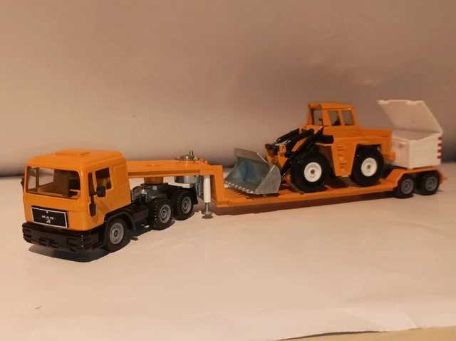 SIKU 3912 MAN F90 Tieflader mit Radlader Zettelmeyer Sondermodell ...