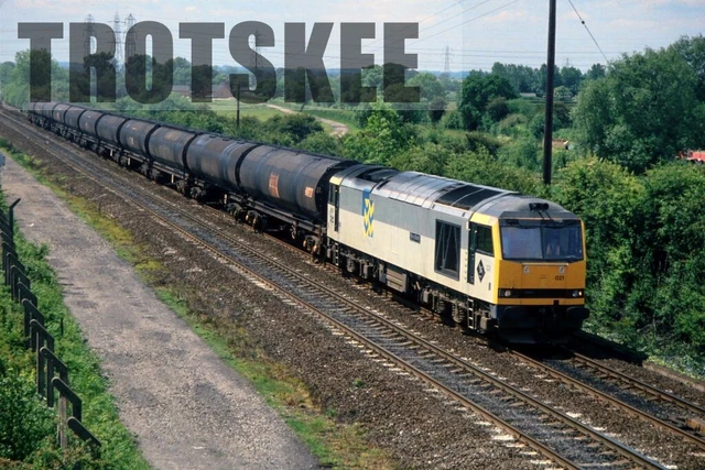 35MM SLIDE BR British Rail Diesel Loco Class 60 60021 Findern 1995 Orig ...