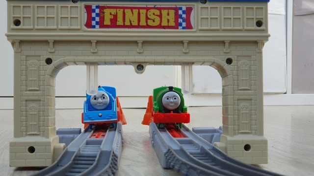THOMAS AND FRIENDS The Great Race Trackmaster set £10.00 - PicClick UK