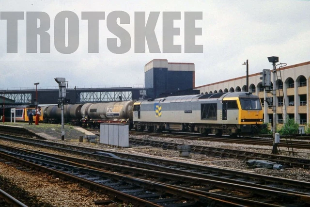 35MM SLIDE BR British Rail Diesel Loco Class 60 60008 1993 Reading Orig ...