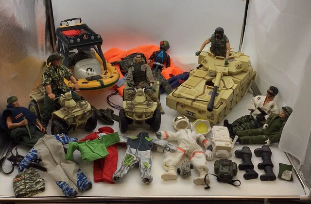 VINTAGE ACTION MAN Figures And Accessories Large Job lot £21.00 ...