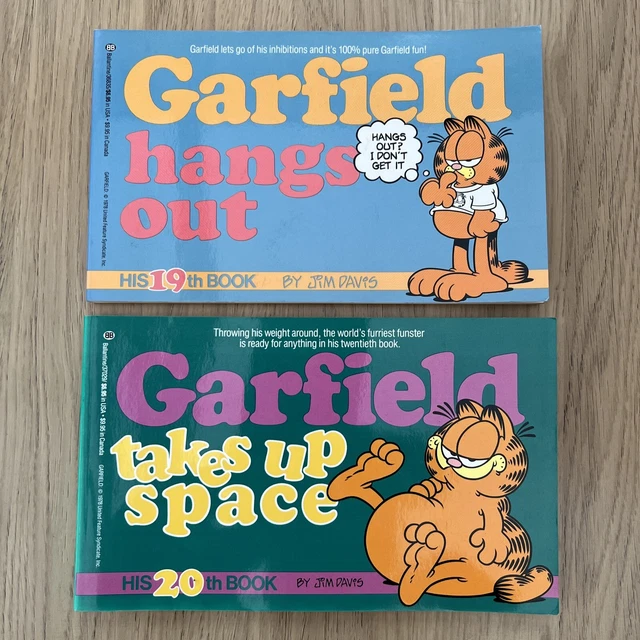 GARFIELD BOOKS FIRST Edition x 2 Garfield Takes Up Space Garfield Hangs ...