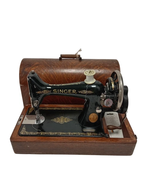 VINTAGE ANTIQUE SINGER Black Sewing Machine Hand Crank In The Brown ...