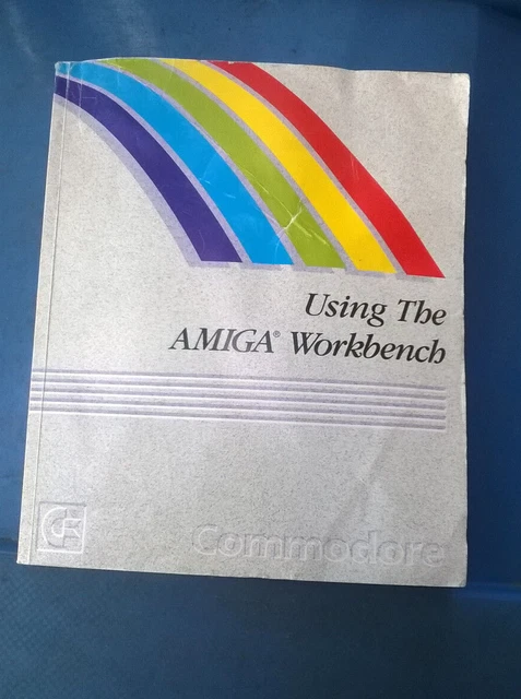 USING THE AMIGA Workbench - Commodore User Manual Book £3.30 - PicClick UK
