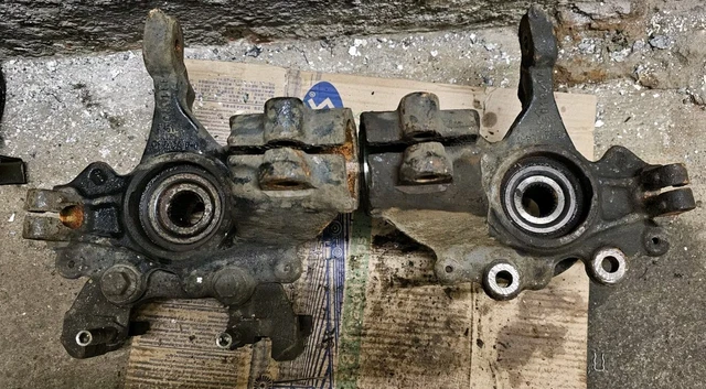 PAIR OF GENUINE Ford Focus Mk3 Front Wheel Hub's 2011-2018 Check ...