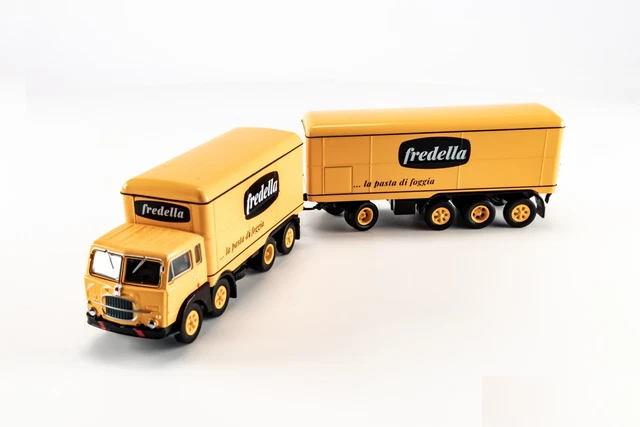 FIAT - 690 Truck Millepiedi 4-Assi Fredella La Pasta Di Foggia 1961 ...