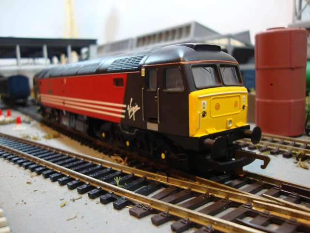 HORNBY CLASS 47 Virgin trains livery oo gauge model replica. £64.99 ...