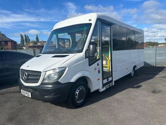 MERCEDES-BENZ SPRINTER 513 CDI 17 SEAT WHEELCHAIR ACCESSIBLE MINIBUS ...