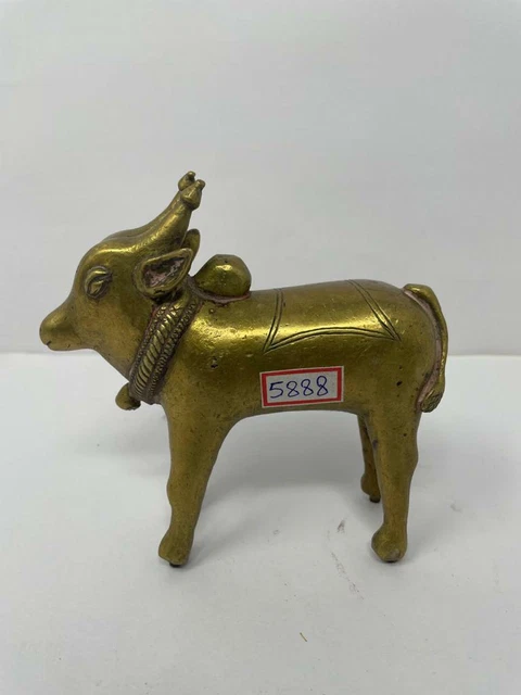 VINTAGE ANCIEN LAITON Artisanal Hindou Nandi Sainte Vache Figuring Statue NH5888 EUR 277,67 ...