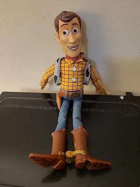 WOODY VINTAGE 1995 Toy Story DISNEY PIXAR Original Pull String Thinkway ...
