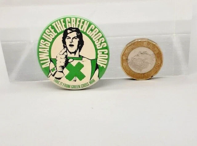 VINTAGE ALWAYS USE the Green Cross Code Button Pin Badge -3.8cm £3.99 ...