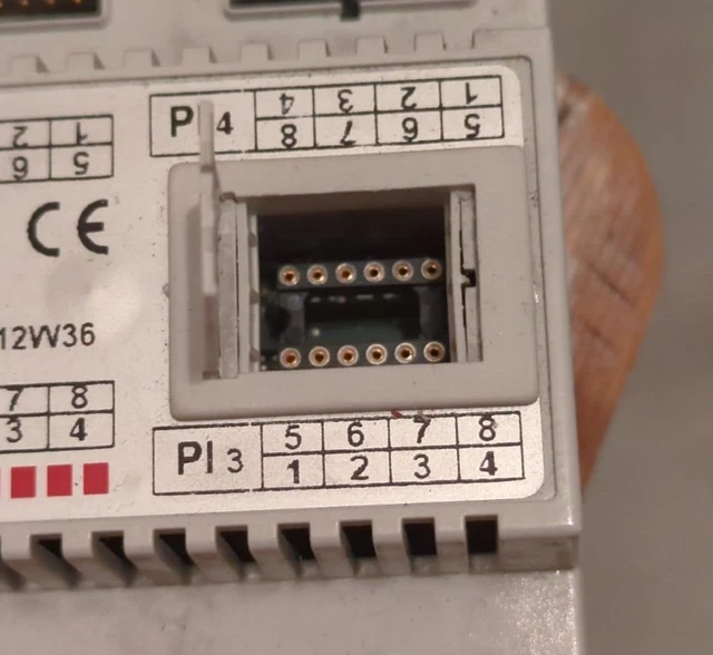 BTICINO 346190 DERIVATORE Di Piano Video - 4 Uscite - Ingombro 6 Moduli ...
