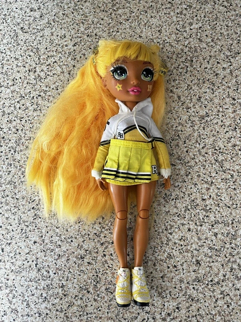 RAINBOW HIGH CHEER Sunny Madison Yellow Doll Cheerleader Outfit 💛 Toy ...