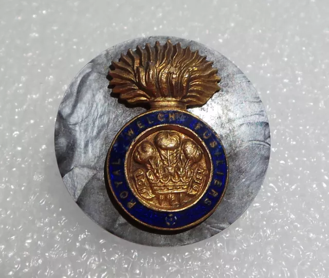 ERSTER WELTKRIEG/ZWEITER WELTKRIEG Die Royal Welch Fusiliers - Emaille ... ERSTER WELTKRIEG/ZWEITER WELTKRIEG Die Royal Welch Fusiliers - Emaille ...