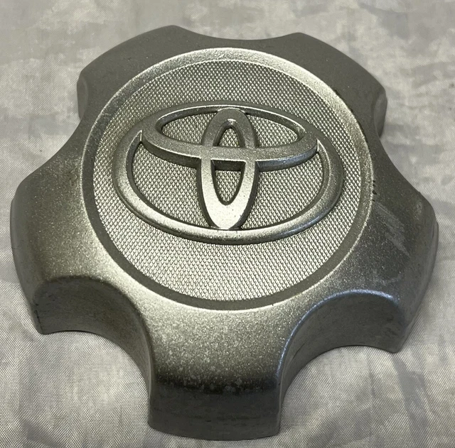 TOYOTA RAV4 CENTER Cap Wheel Hub Cover 4260B-0R010 2006-2012 Silver $27 ...