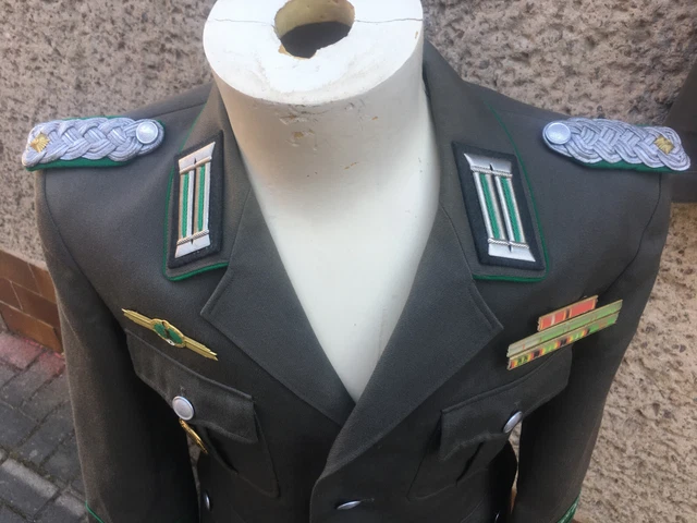DDR NVA GRENZER Offizier Uniform Jackett Reithose Breeches Orden Spange ...