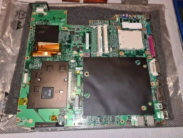 SCHEDA MADRE MOTHERBOARD Alienware M7700 Clevo D9T D900T Sager 9860 EUR ...