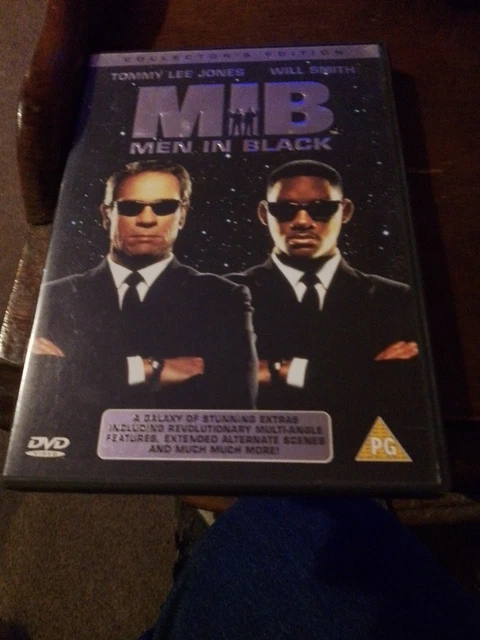 MEN IN BLACK DVD 2000 Release Cert PG Starring Tommy Lee Jones And Will ...