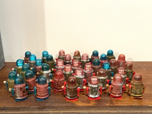 VINTAGE 1979 WIND Up Robots Lot Of 36 Hong Kong £79.99 - PicClick UK