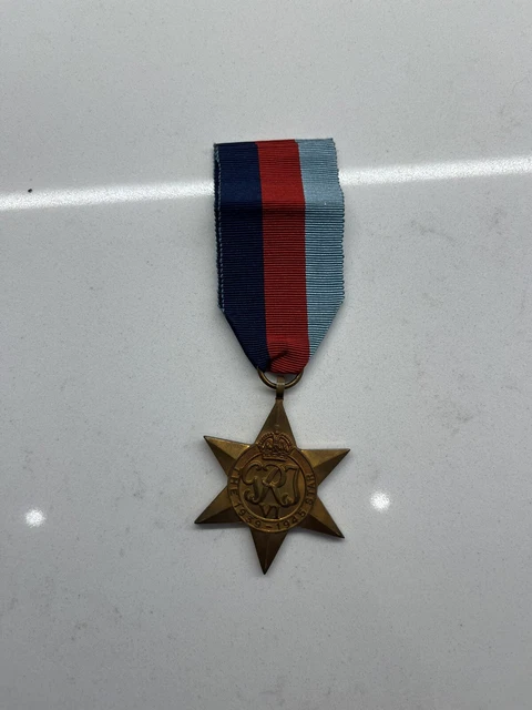 ORIGINAL VINTAGE BRITISH Army WW2 The 1939-1945 Star Medal GRJ George ...