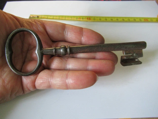 ANCIEN CLE CLEF Antique Old Key Alter Schlüssel Vecchia Chiave Llave ...