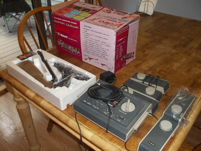 VINTAGE CONSOLE ROBERTS Video X Game with Gun and Controllers $30.00 ...