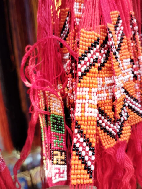 NEW SWASTIK THREAD Wrist Band Hindu Religious Puja Fashion Gift EUR 7 ...