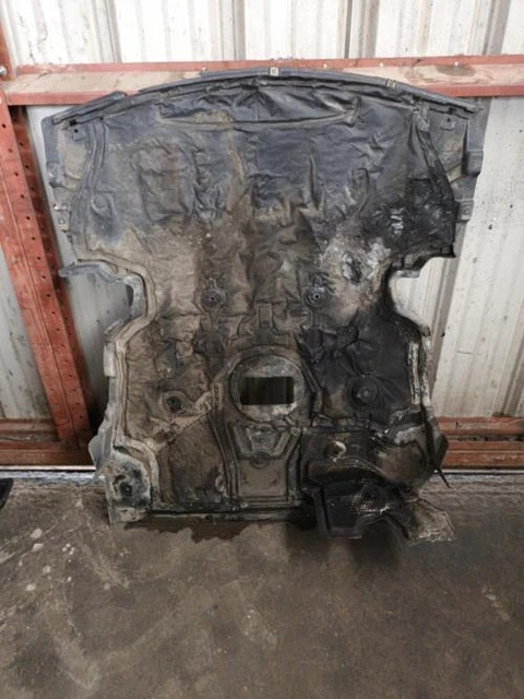 CACHE SOUS MOTEUR BMW SERIE 3 E91 51757059387 EUR 40,00 - PicClick FR