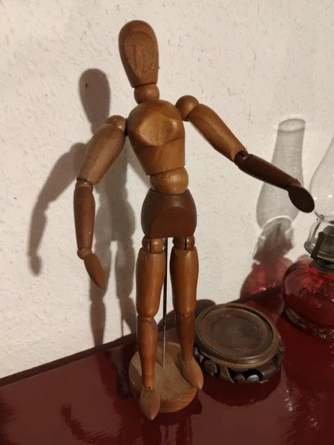 LAY FIGURE ARTICULATED Wood Model ARTIST'S MANNEQUIN Marked JAPAN £150. ...