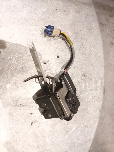 TOYOTA COROLLA VERSO 2002-2007 BOOTLID LOCK MECH £29.99 - PicClick UK