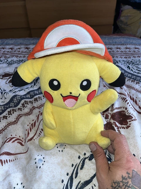 POKEMON PIKACHU WITH Ash Cap Plush 9" Soft Toy By Tomy 2017 £8.00 ...