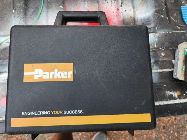 PARKER AC TXV Thermostatic Expansion Valve Kit 2) HCAE 5/vx100 2) HCAE5 ...