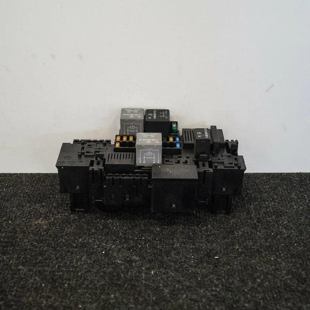 MERCEDES-BENZ S-CLASS W222 Engine Bay Fuse Box A2229063202 2014 £55.00 ...