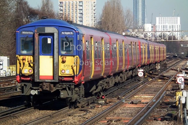 CLASS 455 5721, 4 car EMU, in South West Trains branded SWR at Clapham ...